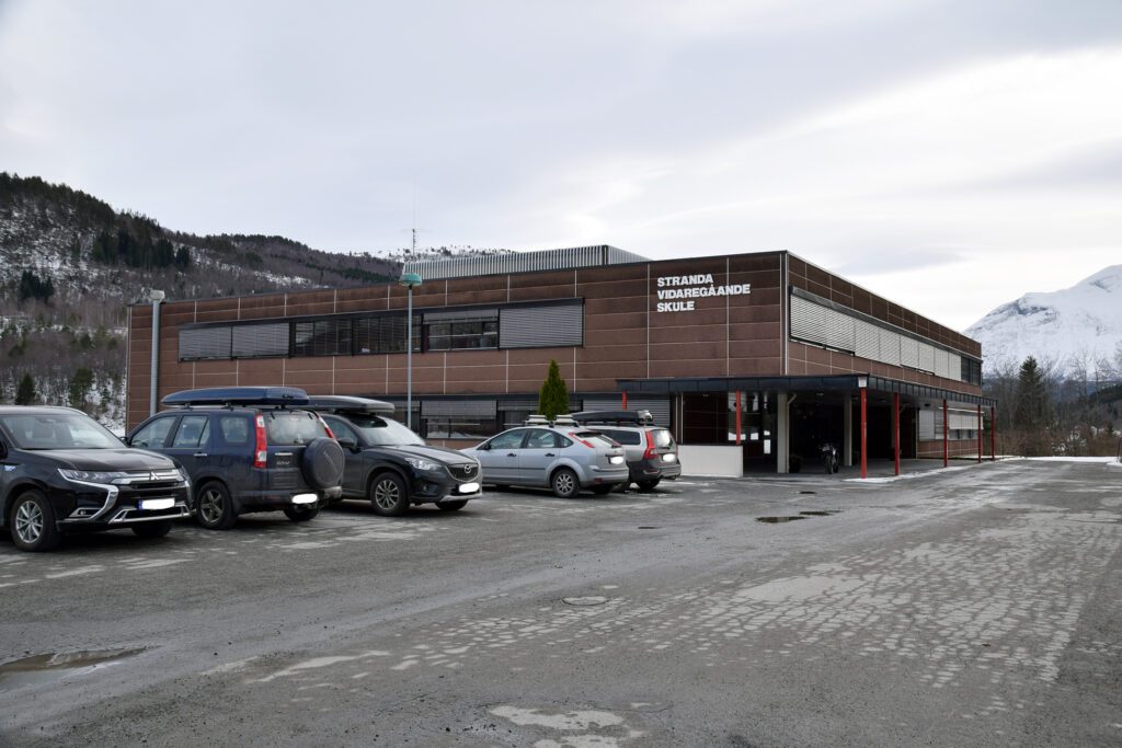 Fjord og Stranda: Folkemøte om Stranda vgs - Storfjordnytt
